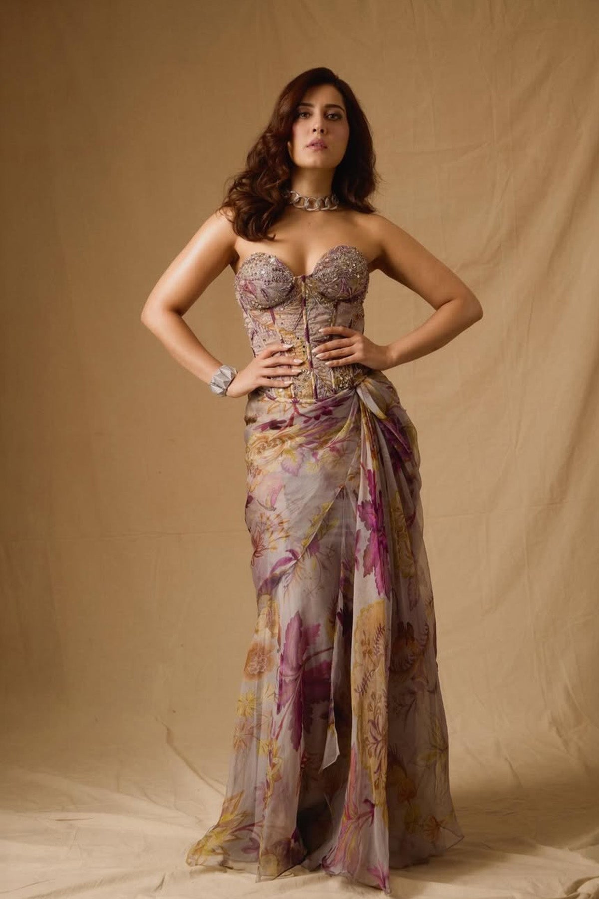 Raashii Khanna in Ayah – Mahima Mahajan